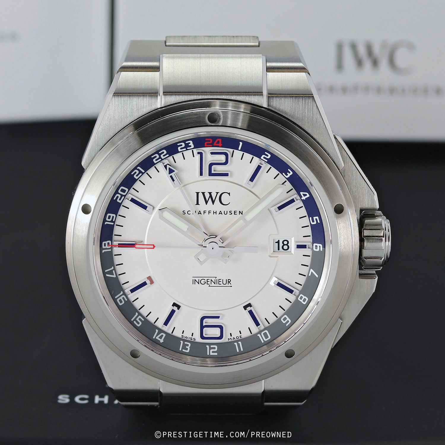 Pre-owned IWC Ingenieur Dual Time 43mm iw324404