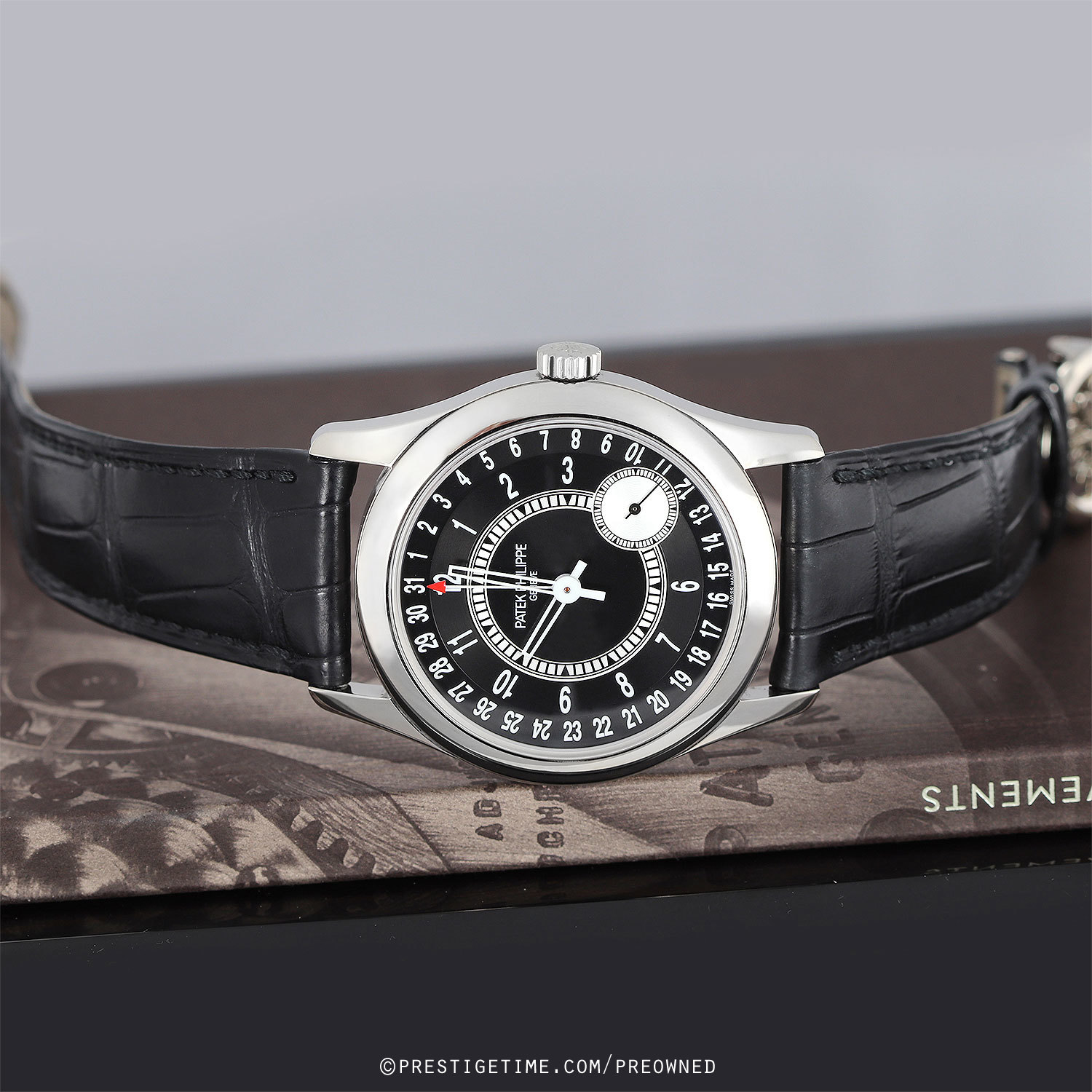 Pre-owned Patek Philippe Calatrava Automatic 6006g-001