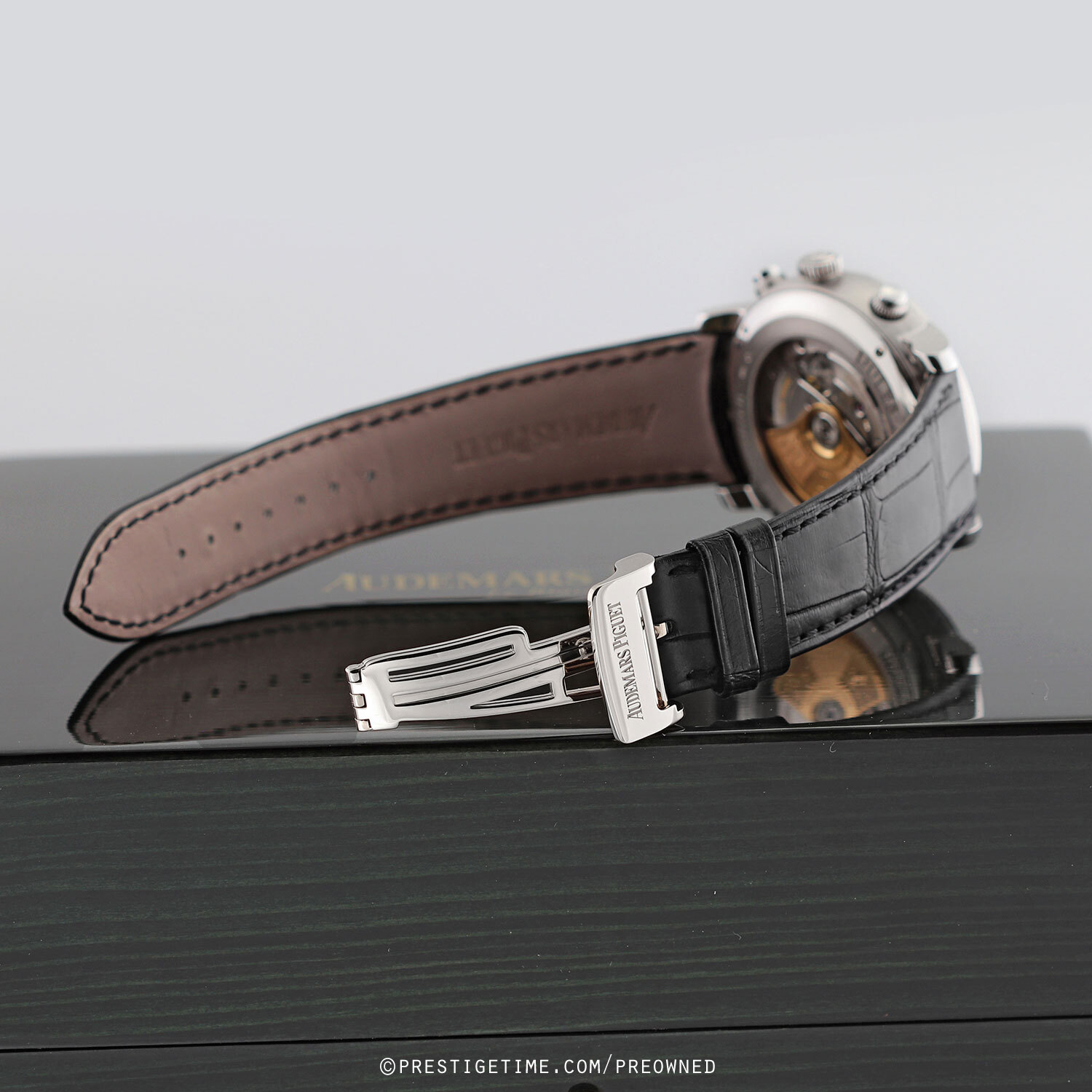 Pre-owned Audemars Piguet Jules Audemars Automatic Chronograph 26100bc ...