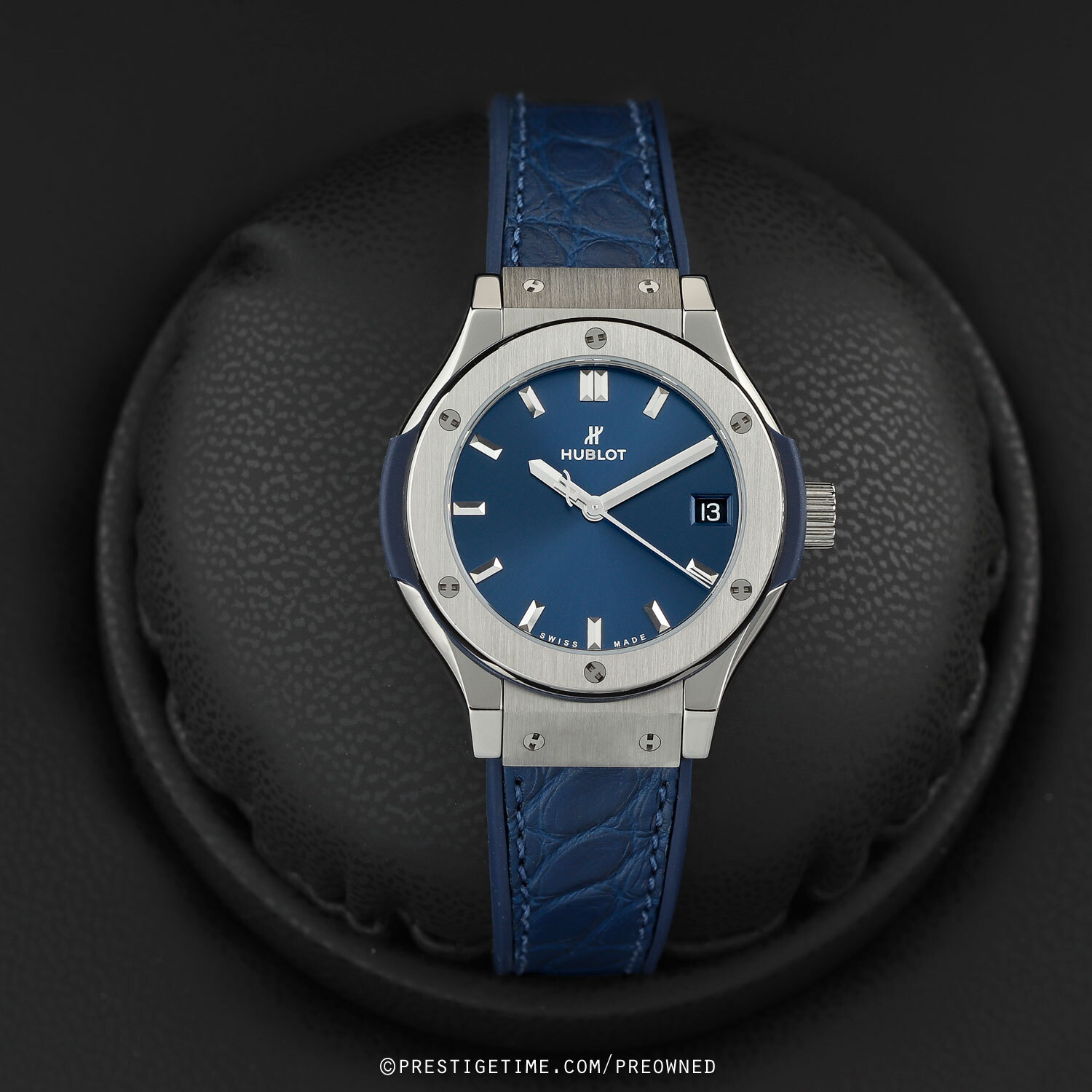 Pre-owned Hublot Classic Fusion Quartz 33mm 581.nx.7170.lr