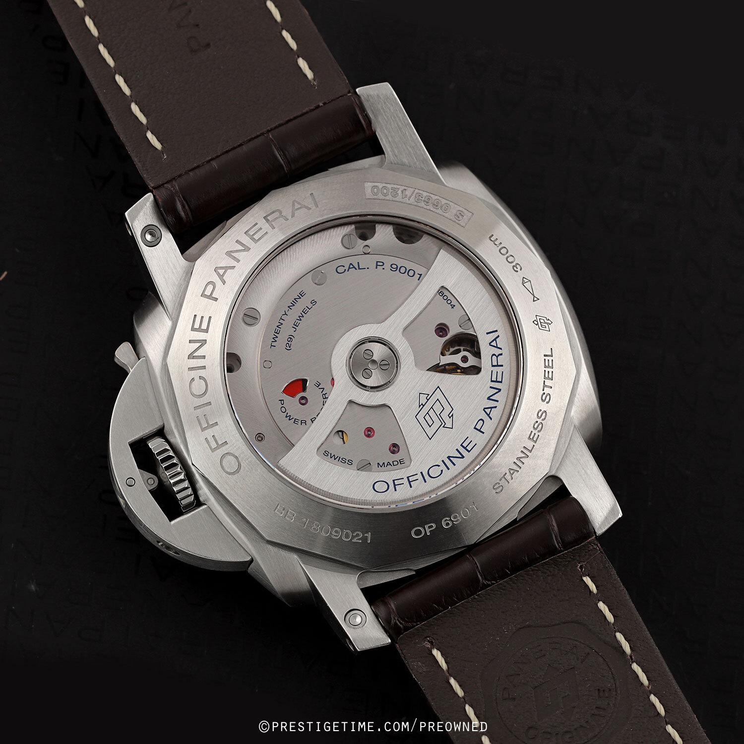 Pre-owned Panerai Luminor GMT 44mm pam00320