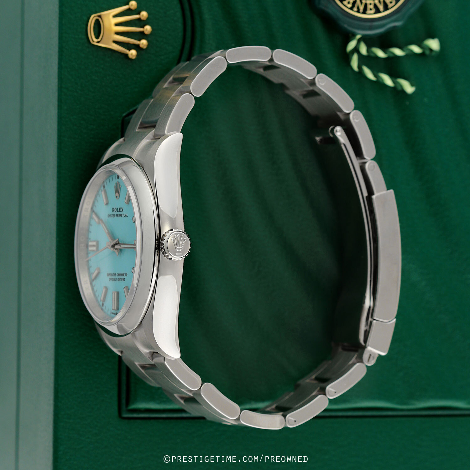 Pre-owned Rolex Turquoise Blue Oyster Perpetual 36mm 126000