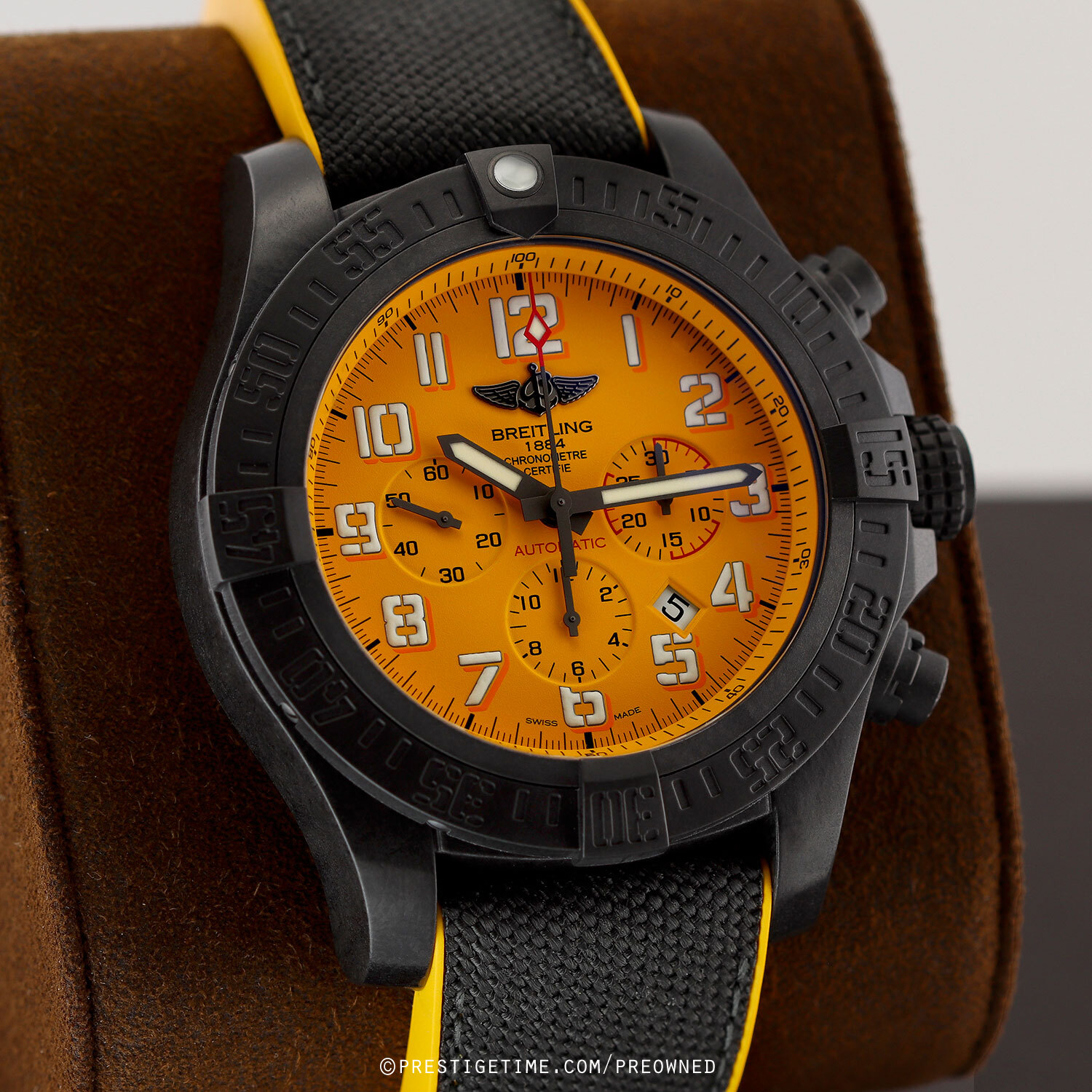 Pre-owned Breitling Avenger Hurricane 50 xb0170e4/i533/257s.x