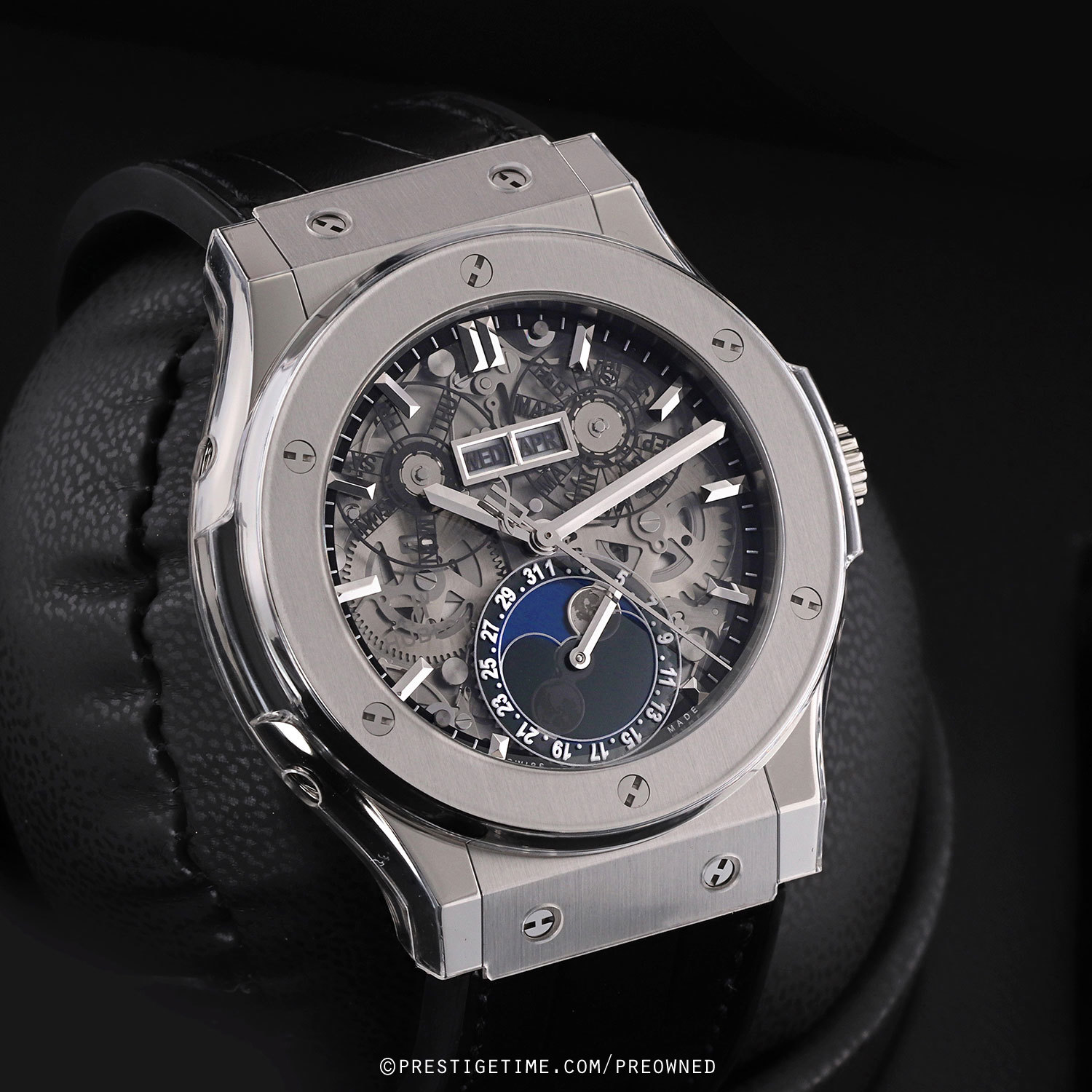 Pre-owned Hublot Classic Fusion Aerofusion Moonphase 45mm 517.nx.0170.lr