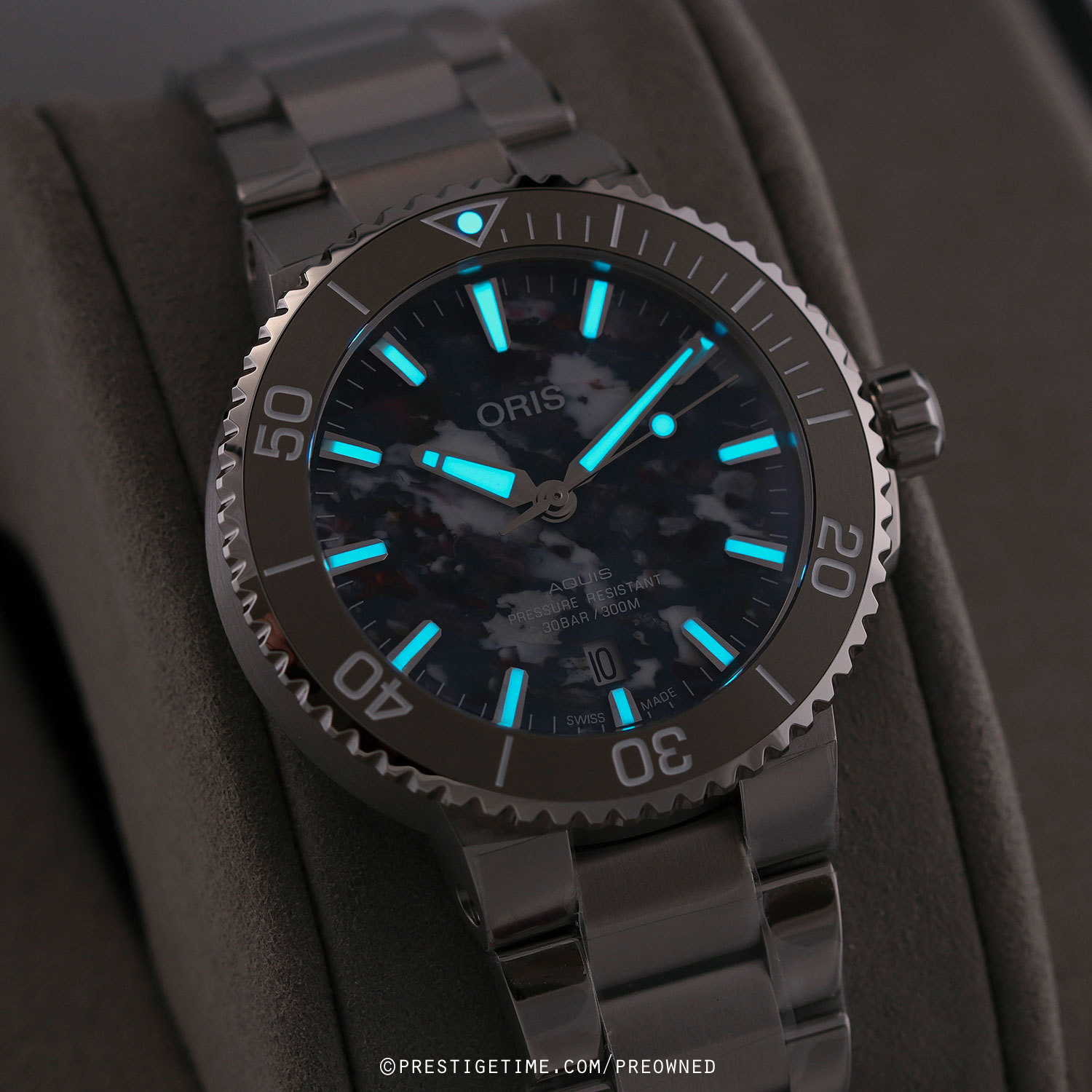 Pre-owned Oris Aquis Date Upcycle PET Plastic 41.5mm 01 733 7766 4150-Set