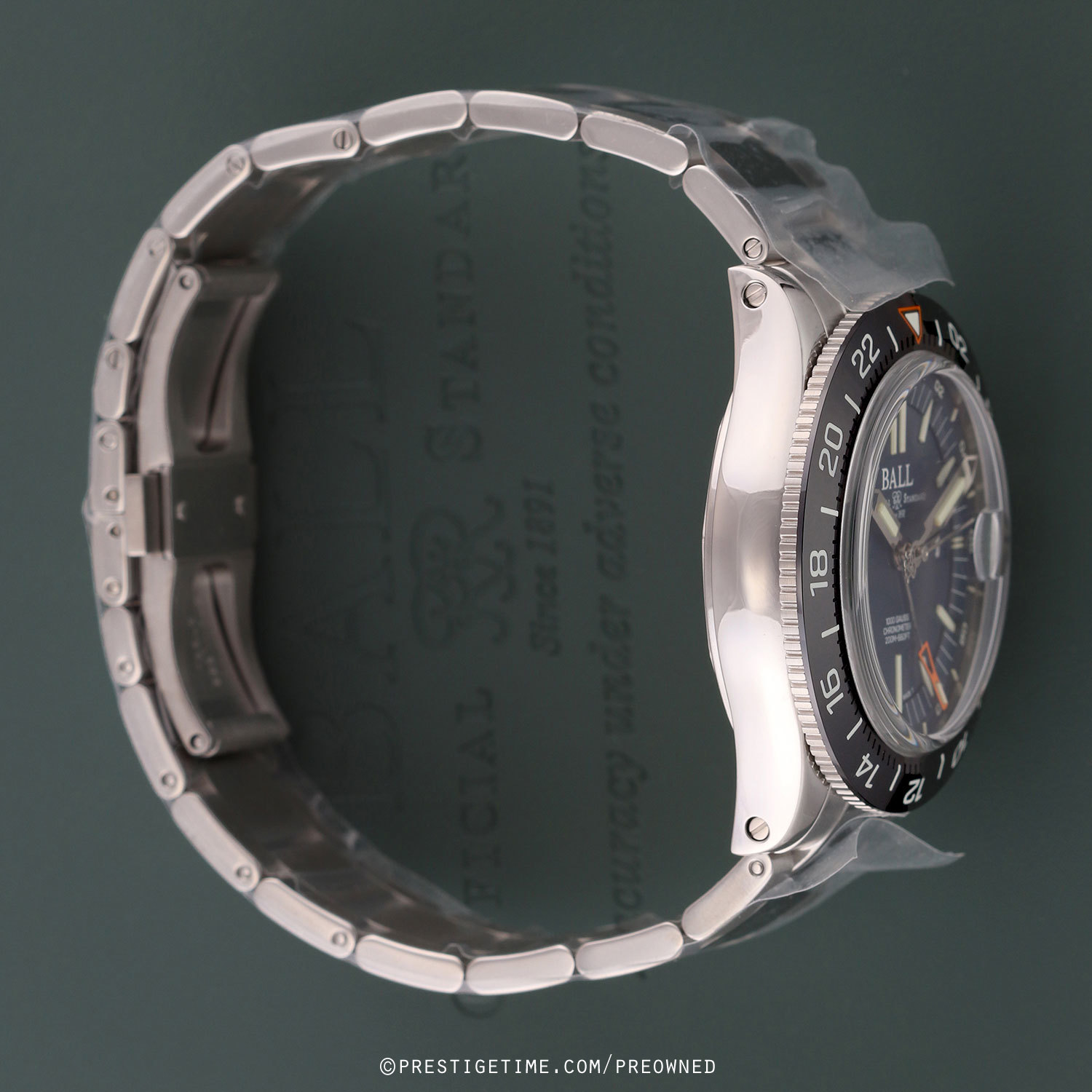 Pre-owned Ball Watch Engineer III Outlier GMT 40mm DG9002B-S1C-BE