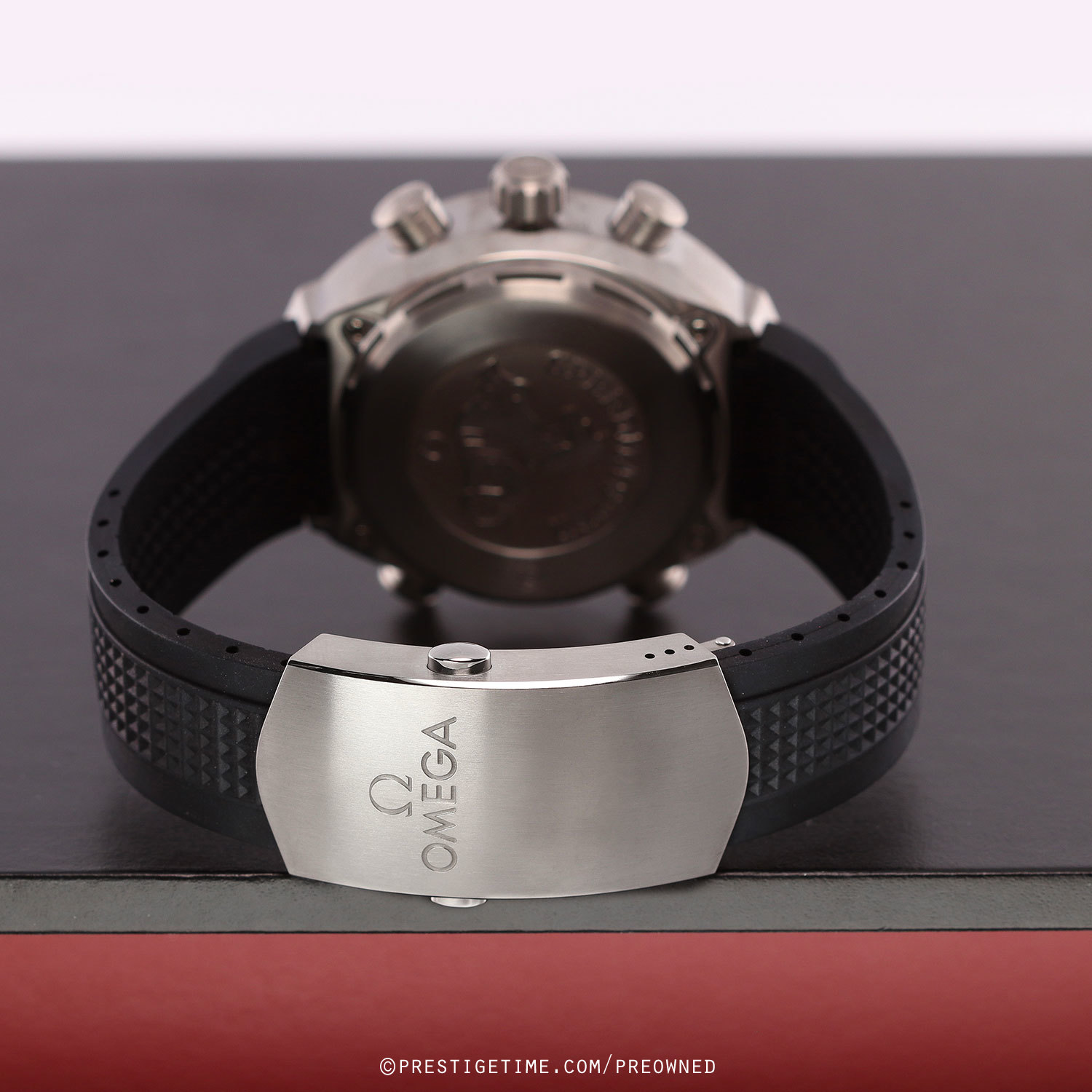 Pre-owned Omega Speedmaster Spacemaster Z-33 Chronograph 325.92.43.79 ...