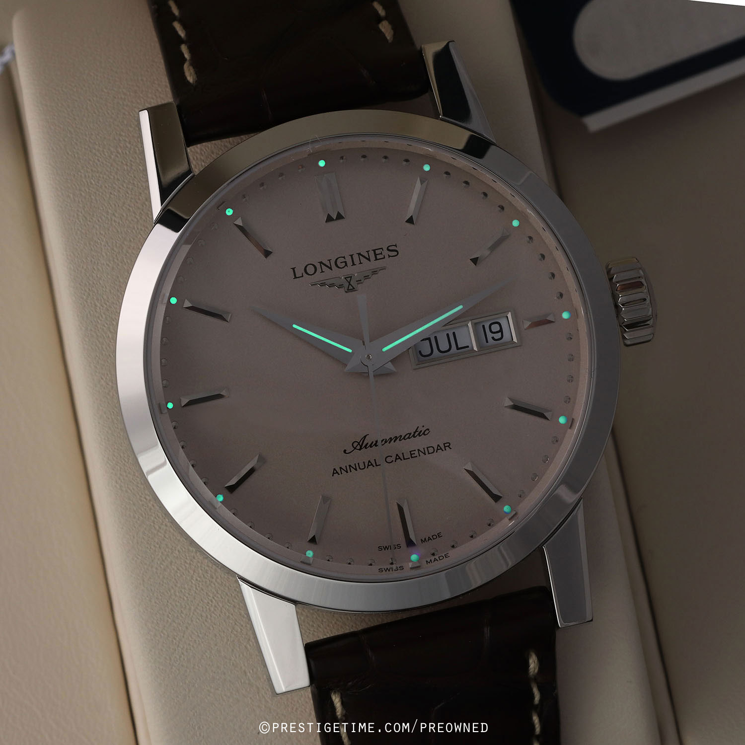 Pre-owned Longines The Longines Classic 1832 Day Date 40mm L4.827.4.92.2