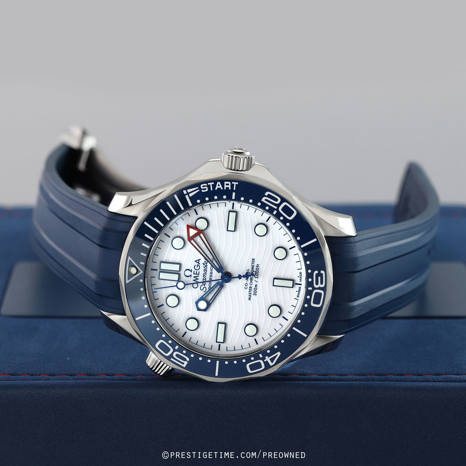 Pre-owned Omega AMERICA'S CUP Seamaster Diver 300m 42mm 210.32.42.20.04.002