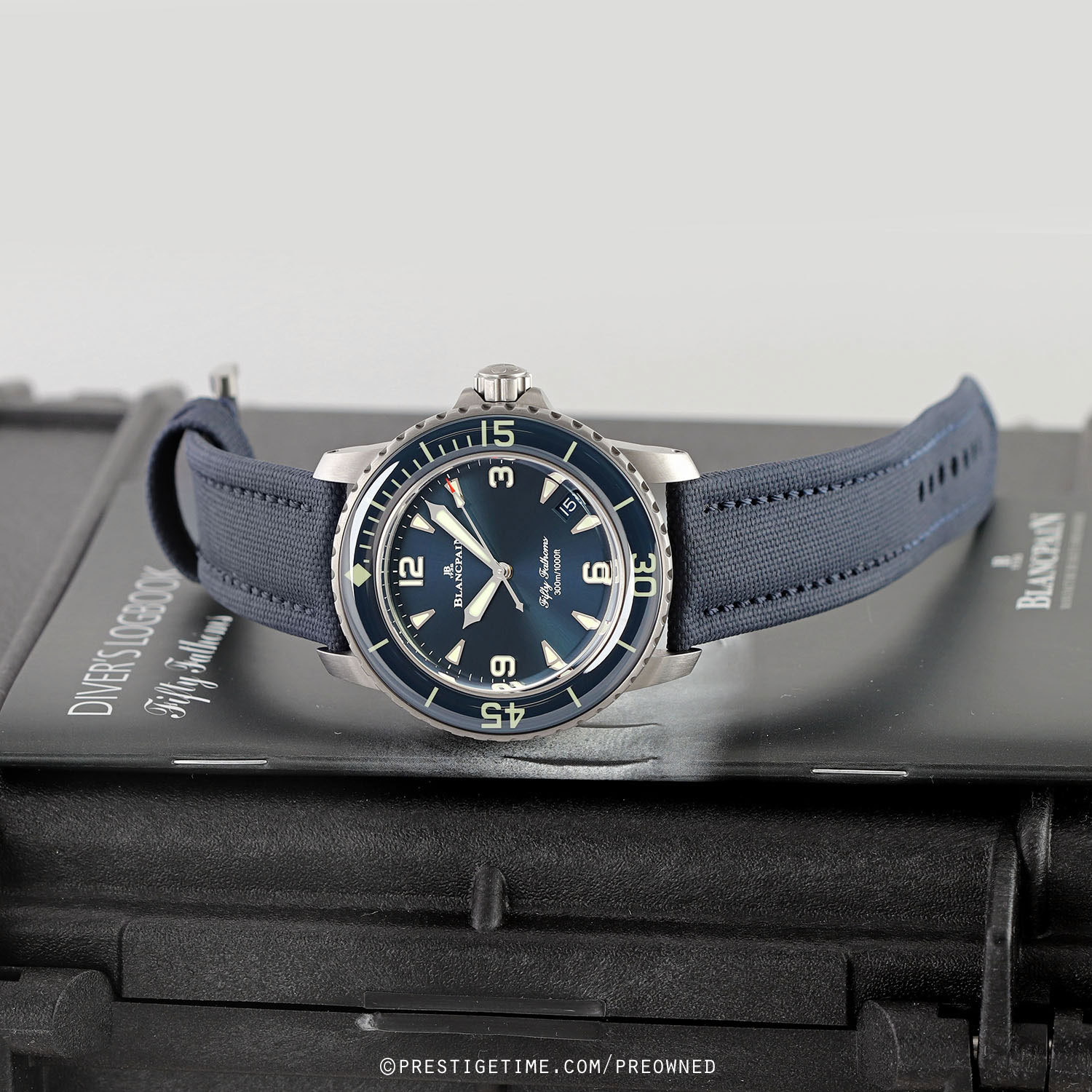 Pre-owned Blancpain Fifty Fathoms Automatic 42.3mm 5010-12B40-O52A